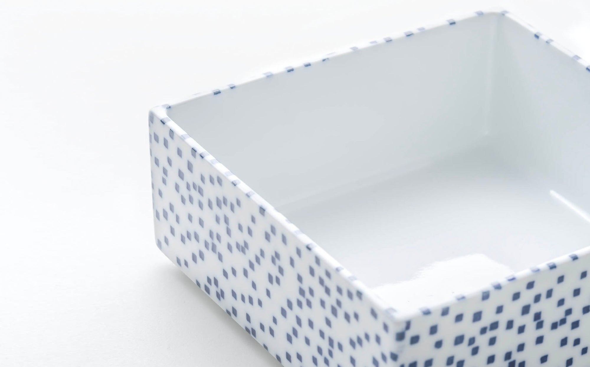 Ju-bako - Porcelain Square Blue