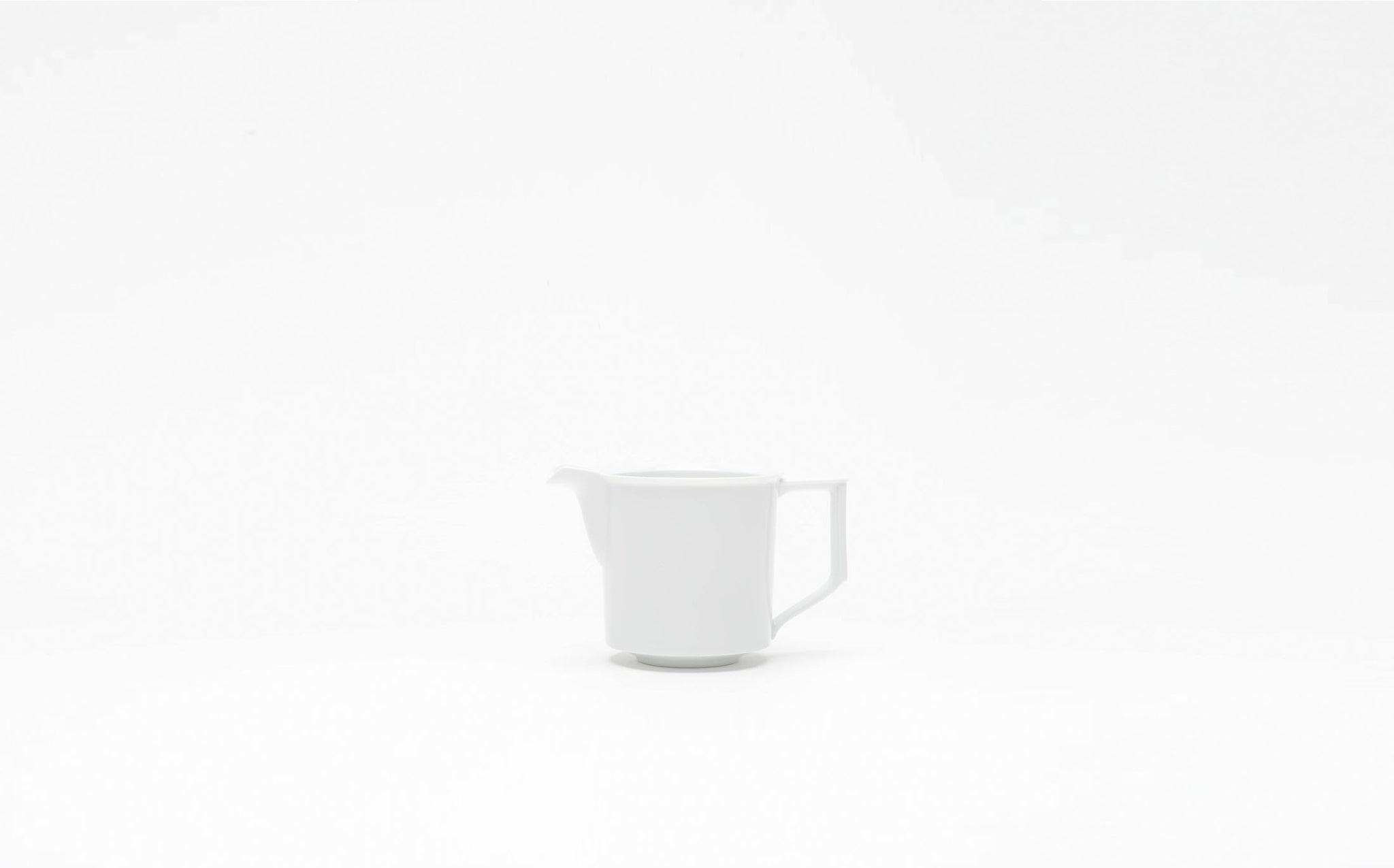 Tamaki - Porcelain White - Milk Pitcher
